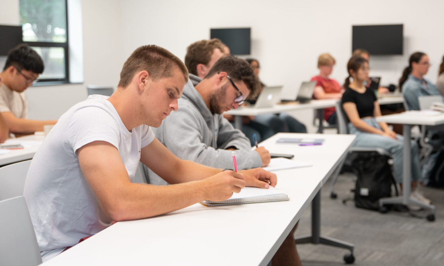 Online Master of Business Administration MBA Degree Programs - Cairn ...